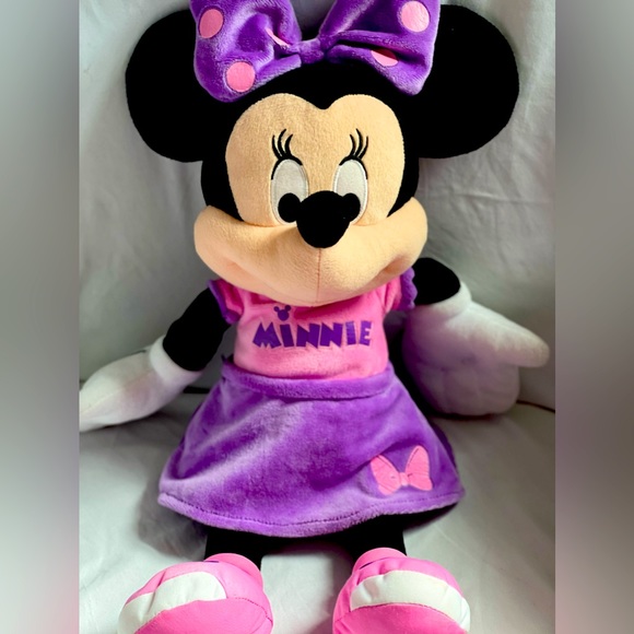 Disney | Toys | Disney Minnie Mouse Stuffed Animal Plush 7 Collectors ...